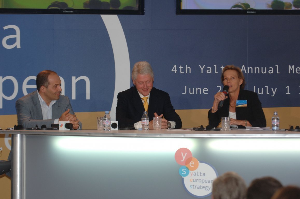 Victor Pinchuk Foundation - Yalta European Strategy: Photogallery